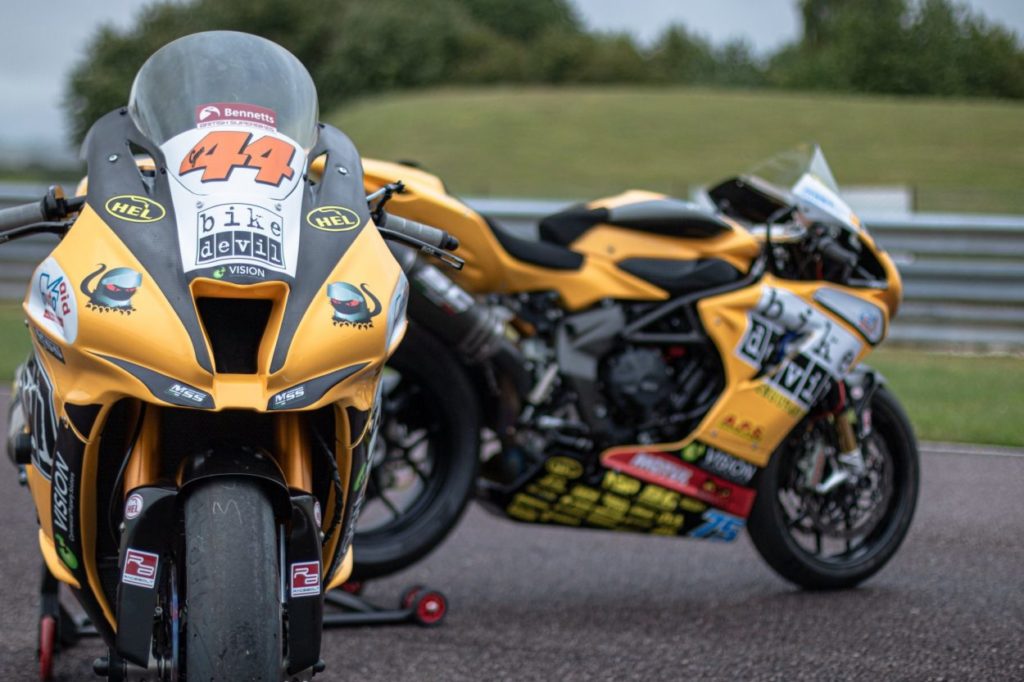British Superbike | Bike Devil Racing presenta la Kawasaki per la ...