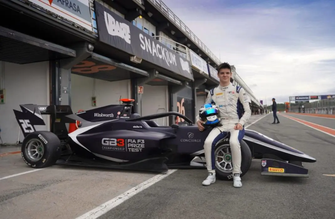 F3 | Zak O’Sullivan firma con Carlin ed entra nella Williams Driver Academy