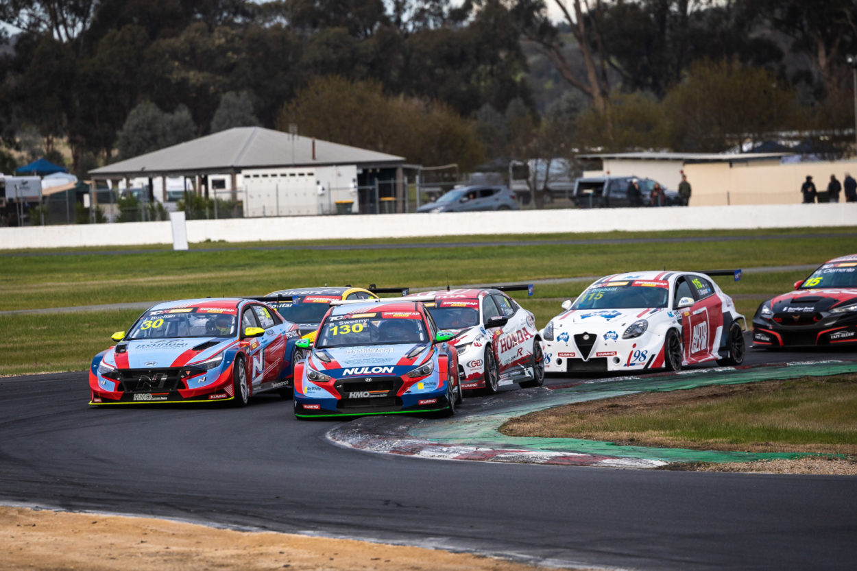 TCR | Winfield e Boardley si impongono a Oulton Park, W2 ProGP domina a ...