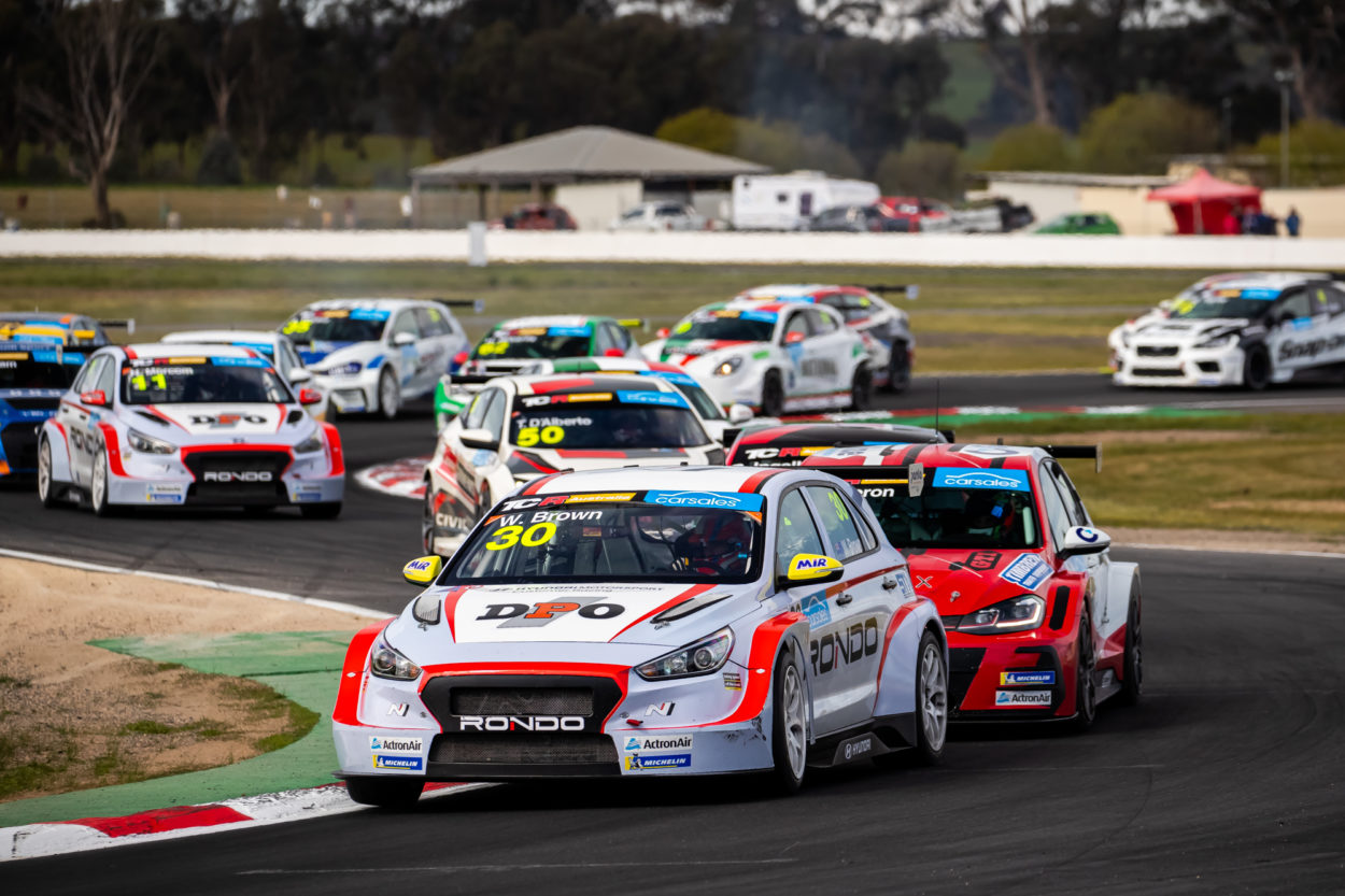 TCR | Dalla calma all’azione: otto serie in pista nel weekend